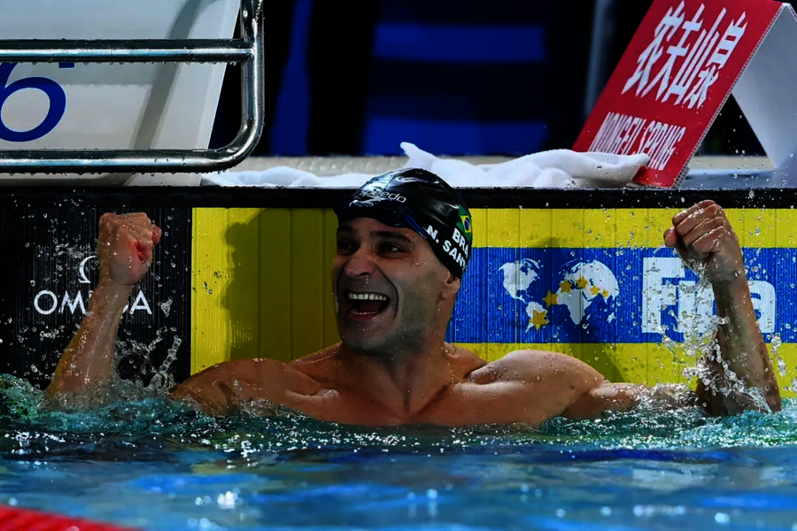 Nadador brasileiro Nicholas Santos é tetracampeão mundial | Portal Massa Nadador brasileiro Nicholas Santos é tetracampeão mundial | Portal Massa