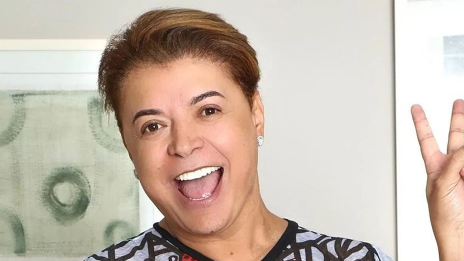 David Brazil revela ser ativo e dispara: "33 anos sem dar o brioco ...