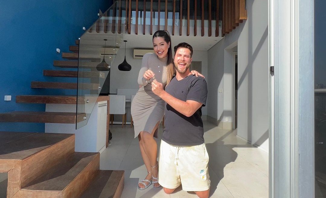 Ex-BBBs Laís Caldas e Gustavo Marsengo anunciam casa nova | Portal Massa Ex-BBBs Laís Caldas e Gustavo Marsengo anunciam casa nova | Portal Massa