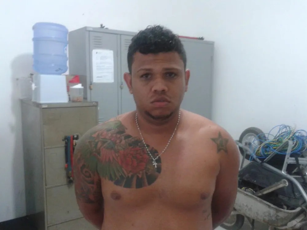 Homem morre após emboscada em posto de gasolina na Bahia | Portal Massa Homem morre após emboscada em posto de gasolina na Bahia | Portal Massa