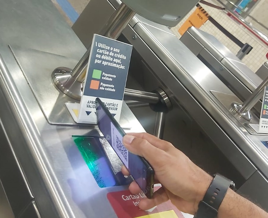 Novidade no metrô! Usuário agora tem o bilhete QR Code digital | Portal ...