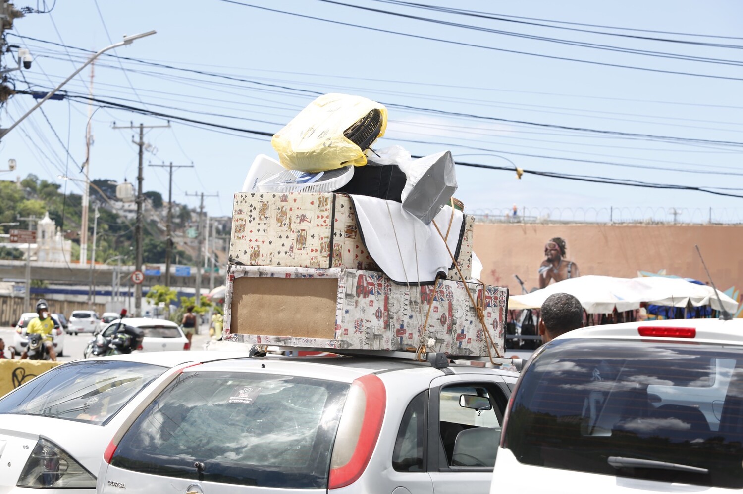 De mala e cuia: galera começa a lotar o ferry nesta sexta-feira ...