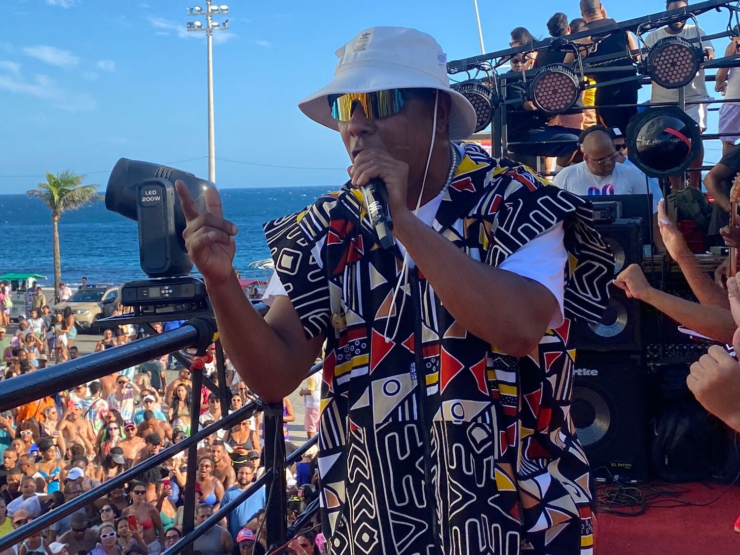 Virou Carnaval Com Trio Surpresa Márcio Victor Balança A Barra Portal Massa