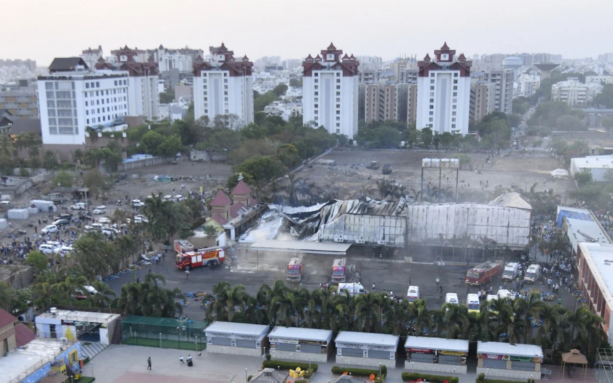 Incêndio ‘pesado’ em parque de diversões deixa 27 mortos | Portal Massa Incêndio ‘pesado’ em parque de diversões deixa 27 mortos | Portal Massa