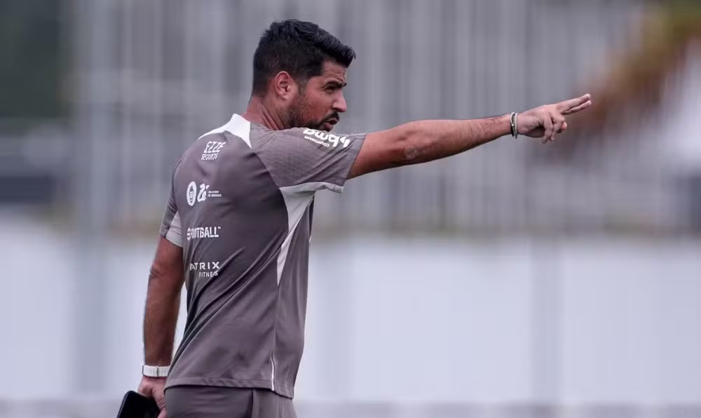 Timão e Furacão representam o Brasil nesta noite de Sul-Americana ...