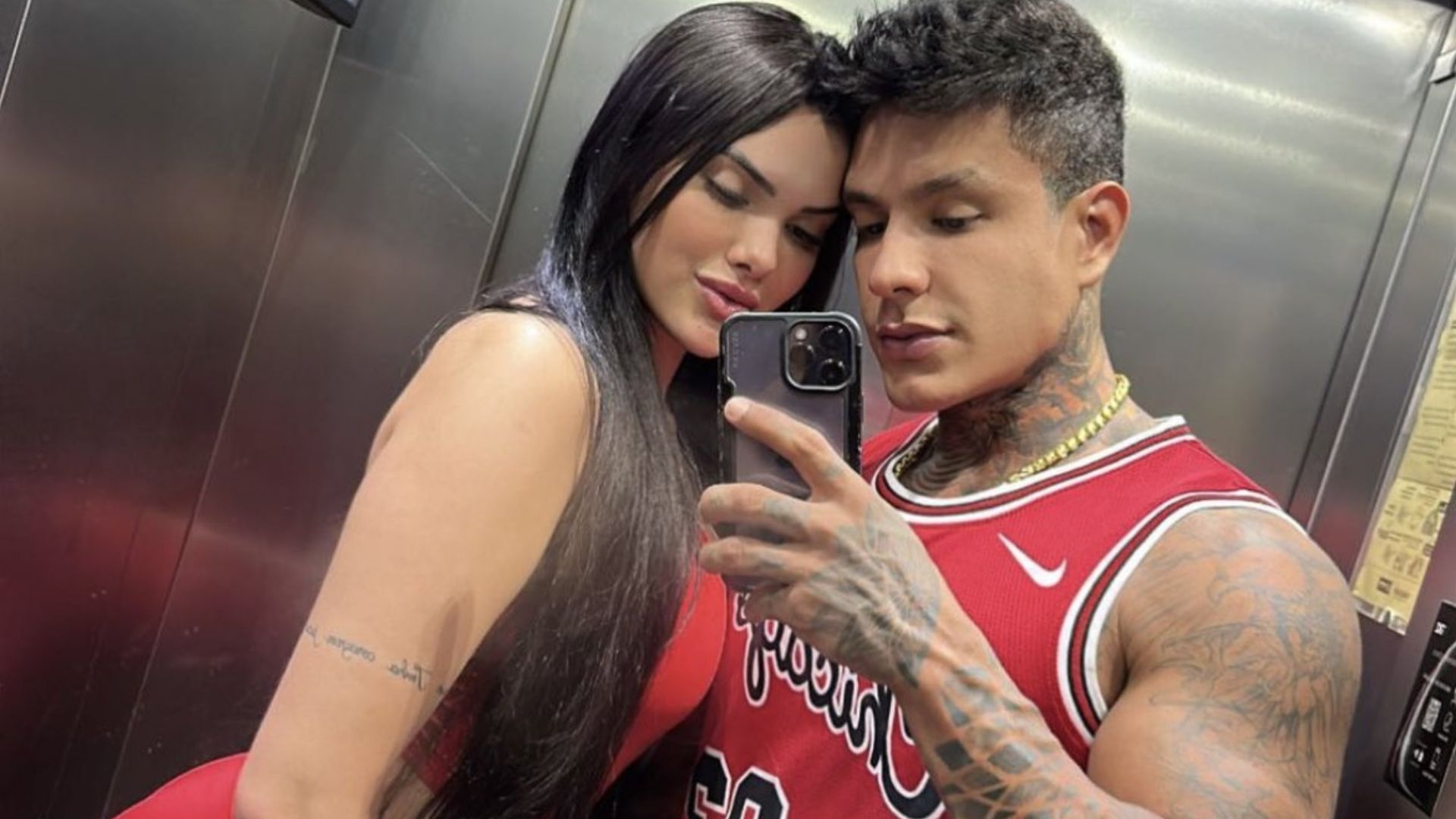 Victor Igoh 'pega o balde' e reata namoro com Emily Garcia | Portal Massa