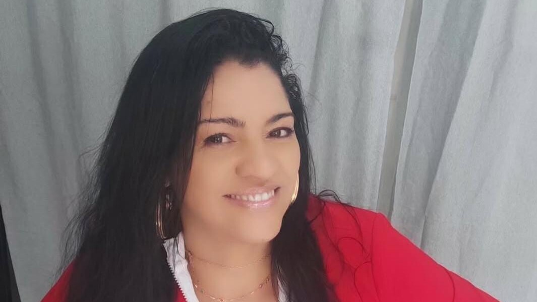 Cantora Penha Oliver grava clipe de sua aposta para o verão | Portal Massa