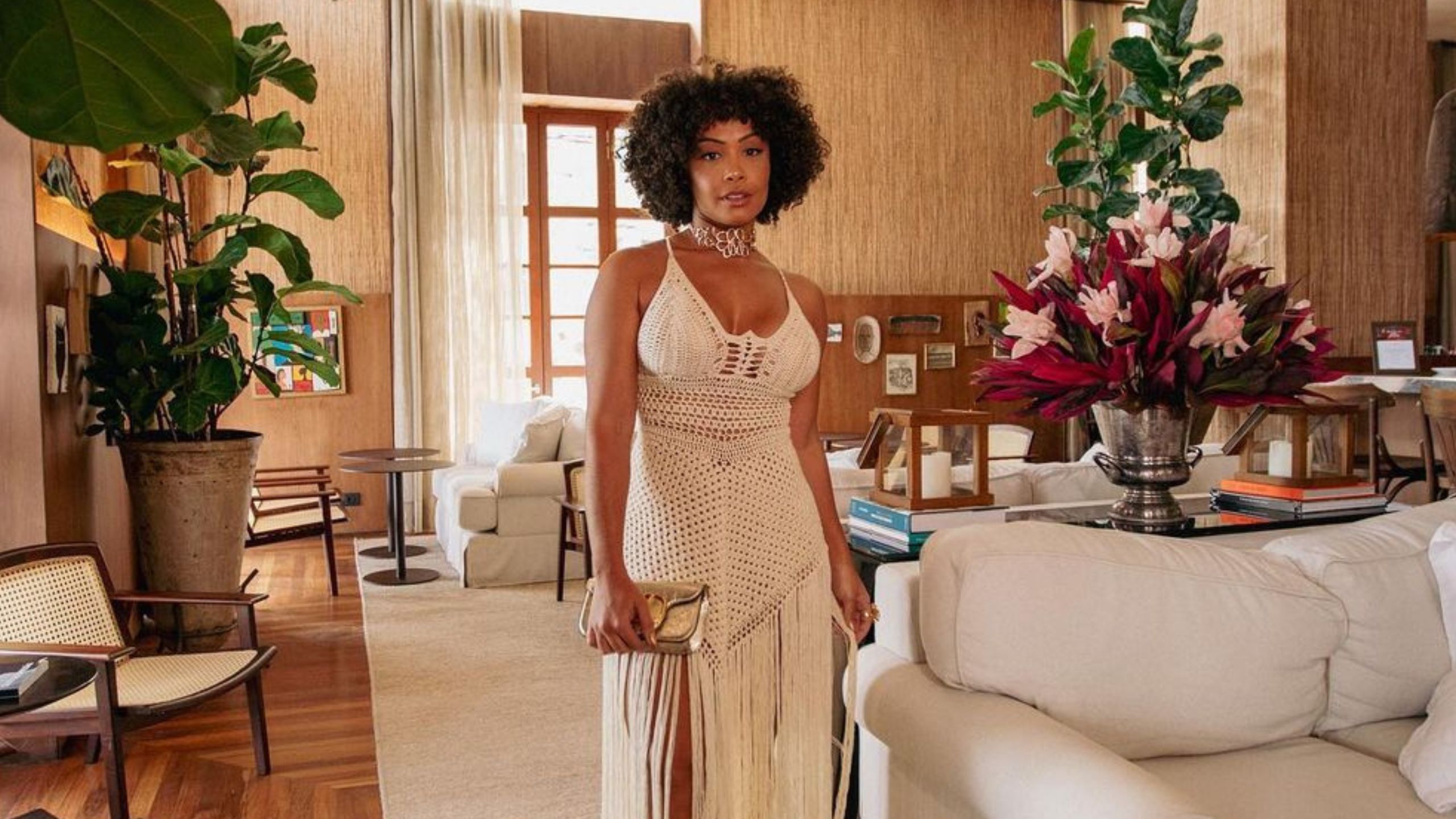 Ex-call center, Rafa Moreira opina sobre escala 6x1: "Escravidão ...