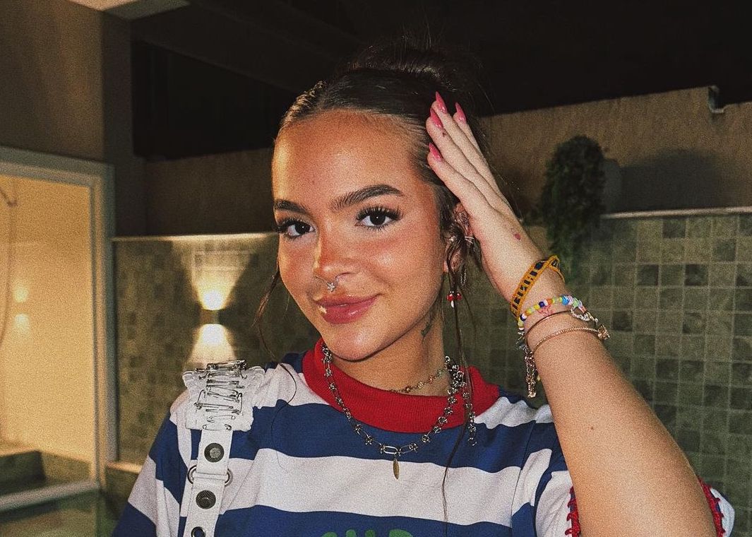 Mel Maia dá 'tchau' a transição capilar e exibe novo visual; confira ...