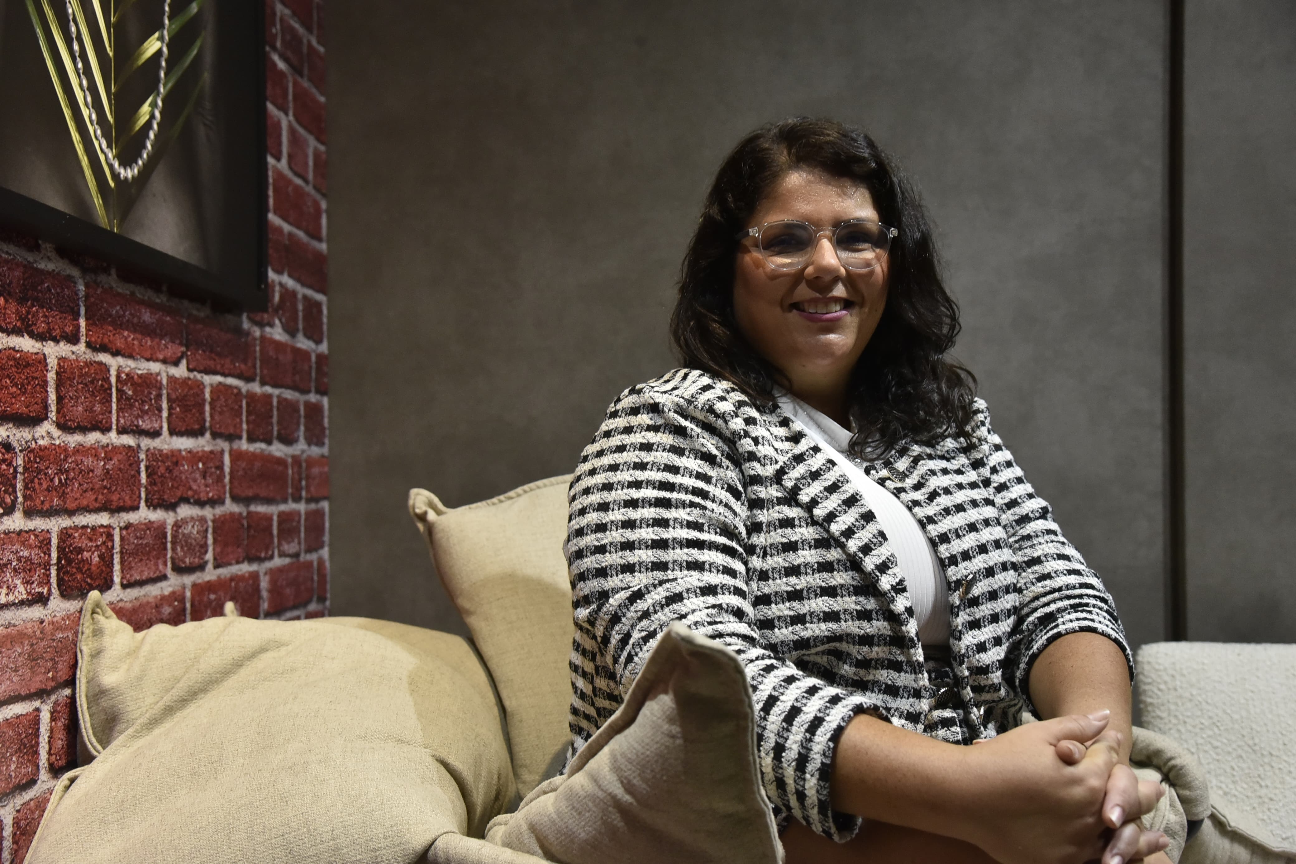 Compositora de Energia de Gostosa, Luana Matos transforma clássico gringo em hit do arrocha ...