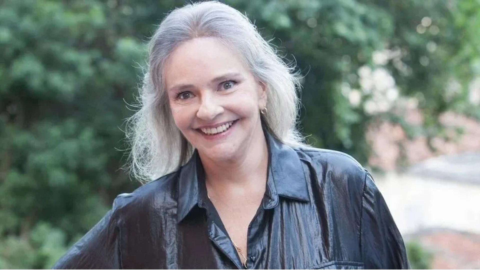 Angela Ro Ro não resiste e morre após quase três meses internada ...